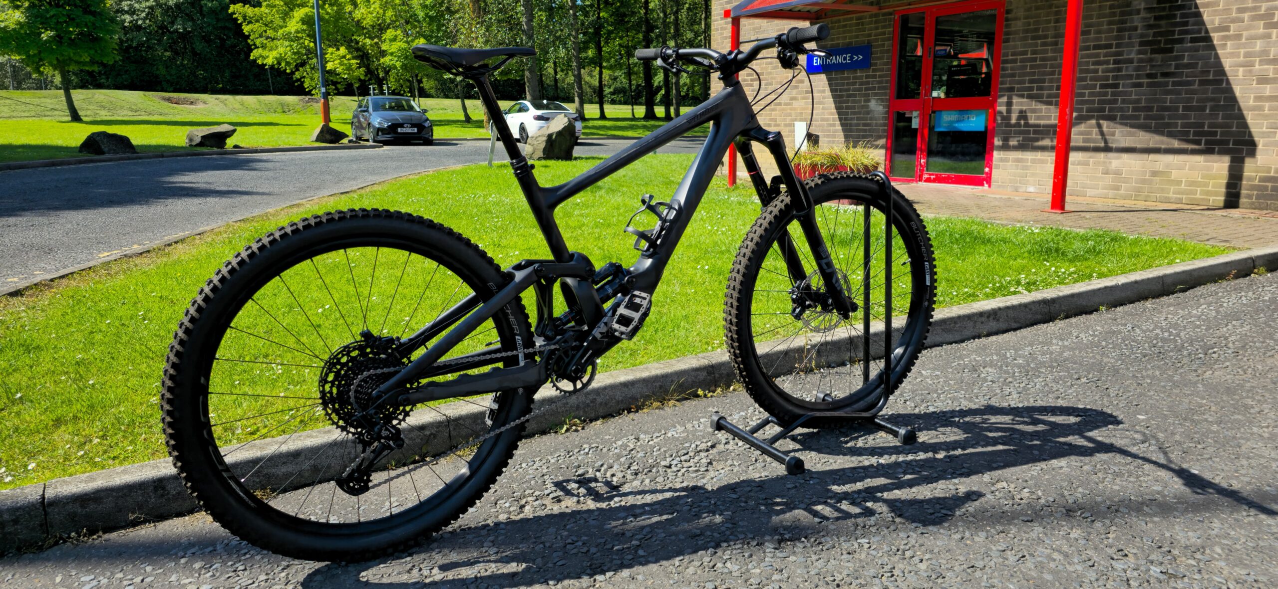 Specialized Enduro Comp – CJ Performance Cycles